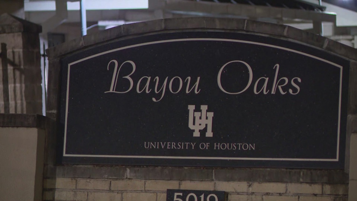 Another armed robbery near the University of Houston leaves students on ...