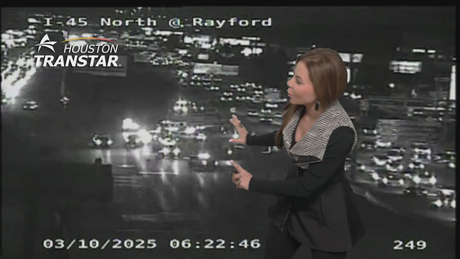 North Freeway shut down southbound at Rayford Road; injuries reported ...