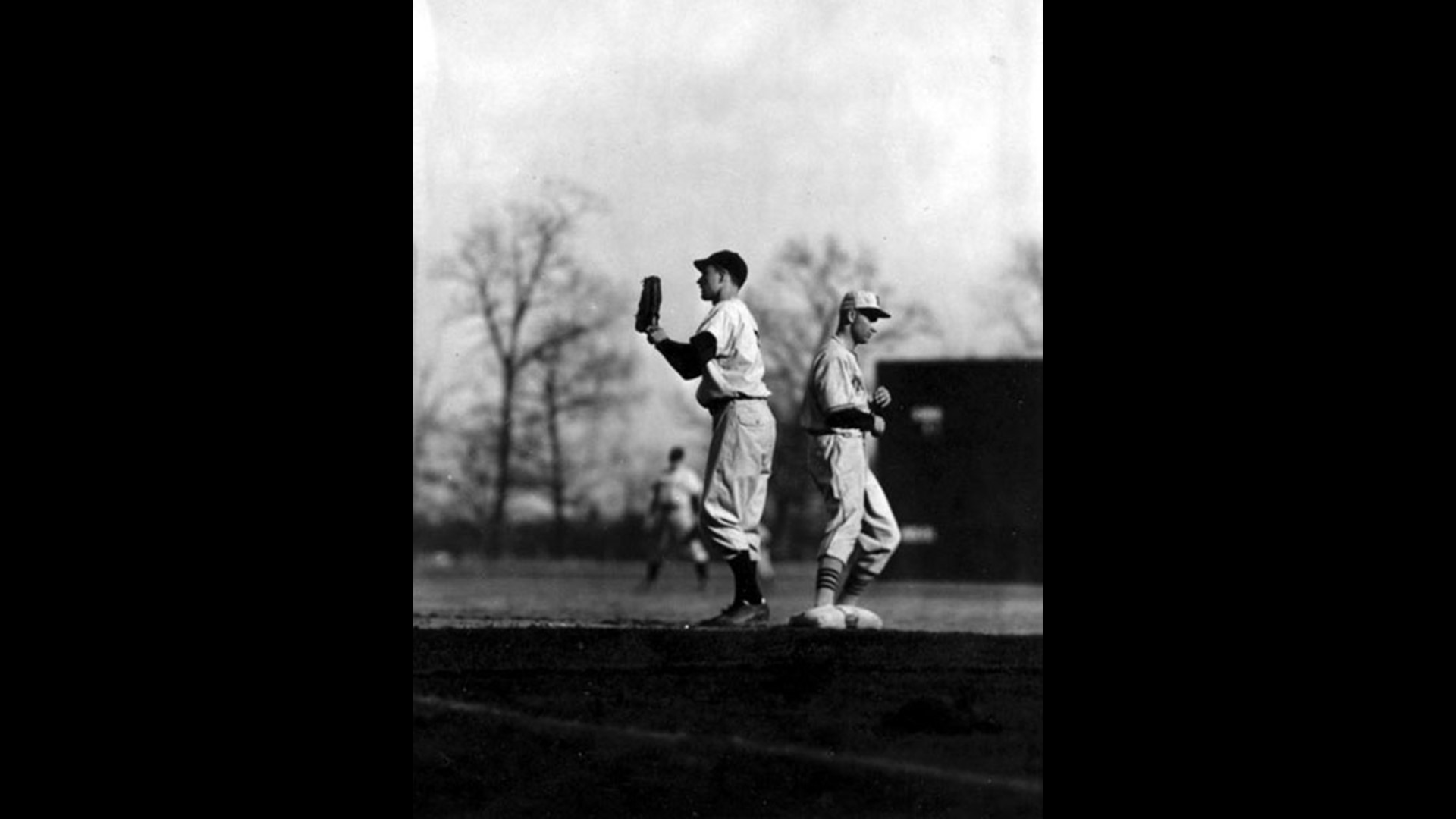 Photos: George H.W. Bush at Yale | khou.com
