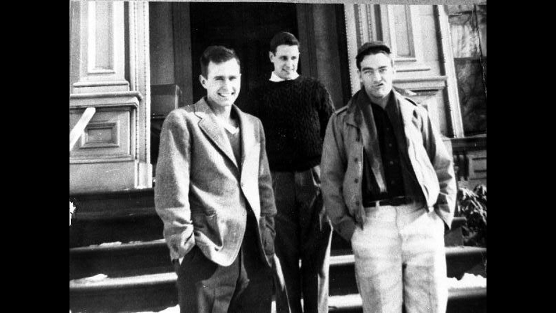 Photos: George H.W. Bush at Yale | khou.com