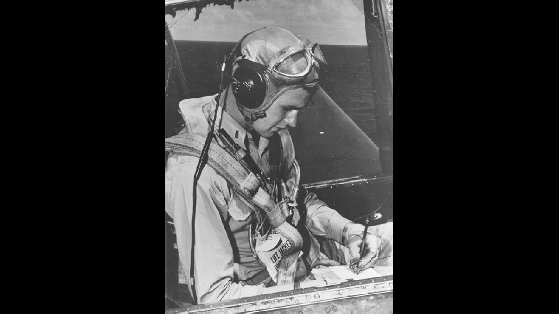 Photos: George H. W. Bush Military | khou.com