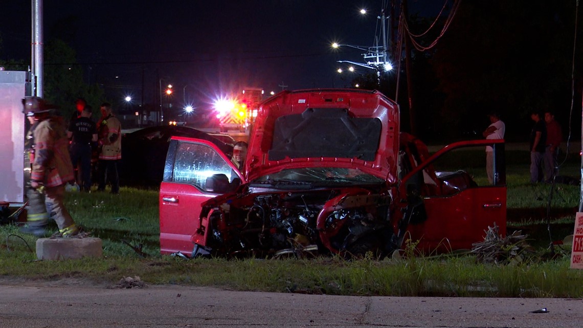 Mesa Drive crash: Man critically hurt when pickup, car collide | khou.com