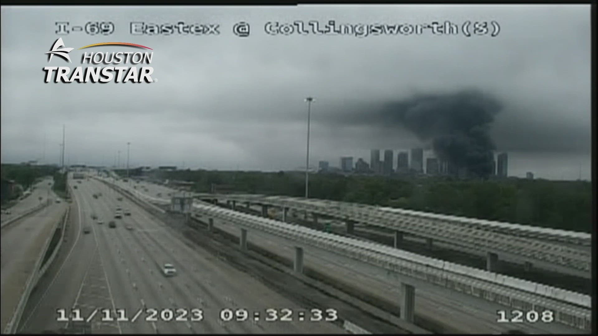 HFD: Crews battling warehouse fire north of downtown Houston | khou.com