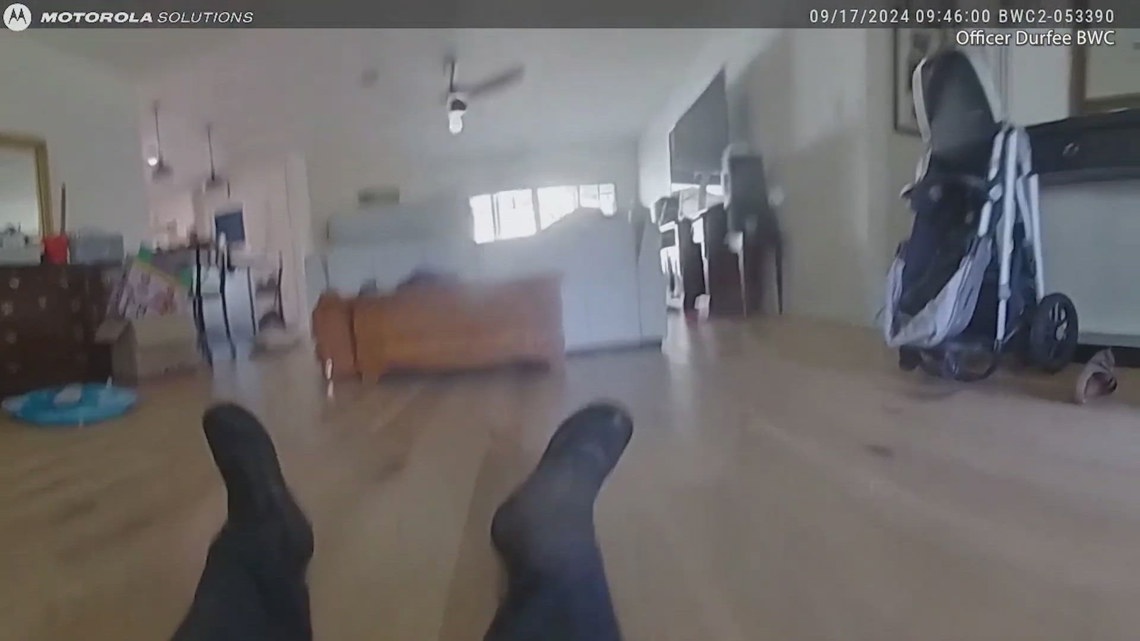 Bodycam video shows moment home invasion suspect shot HPD officer in ...