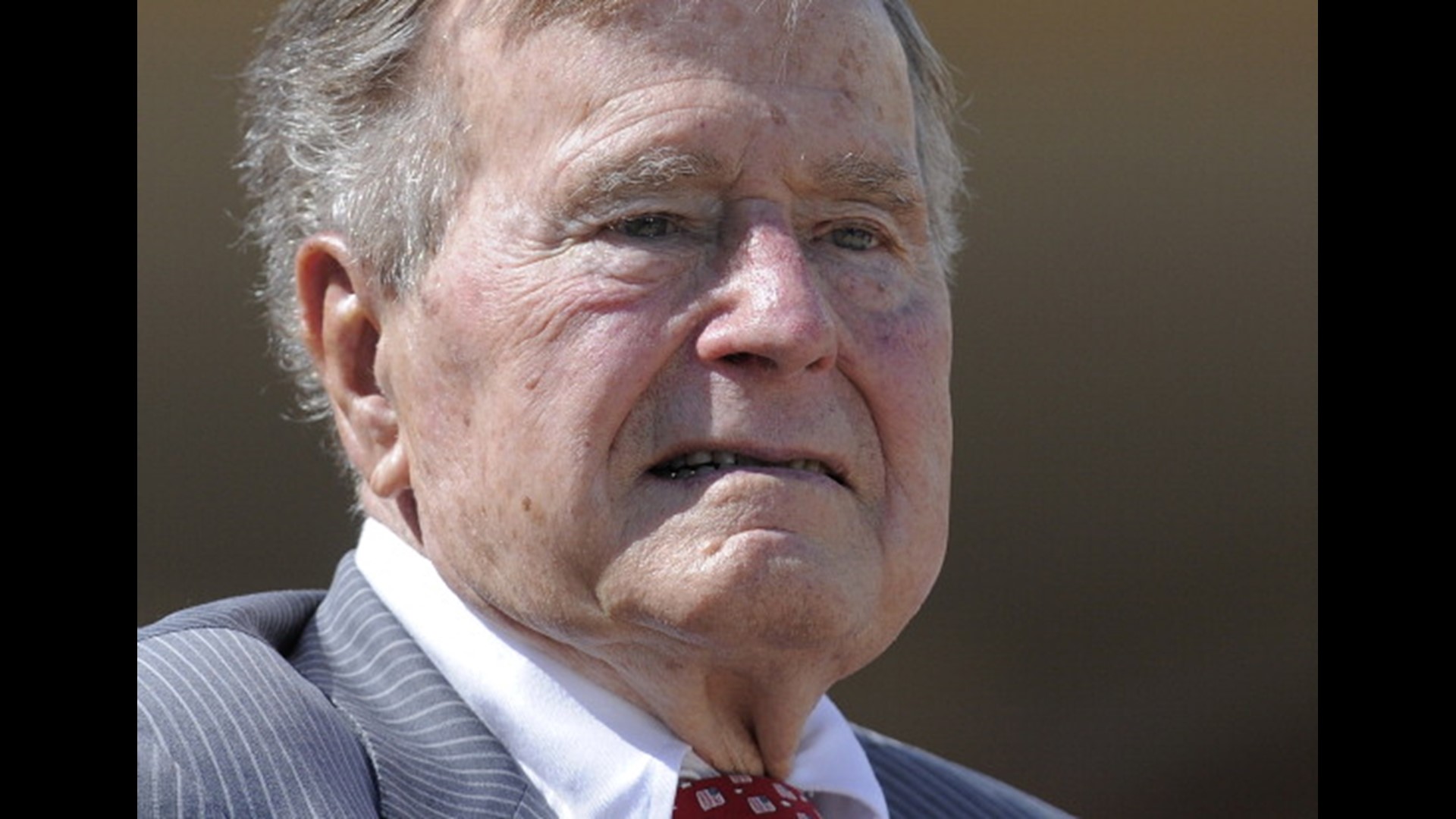 Photos: President George H.W. Bush | khou.com