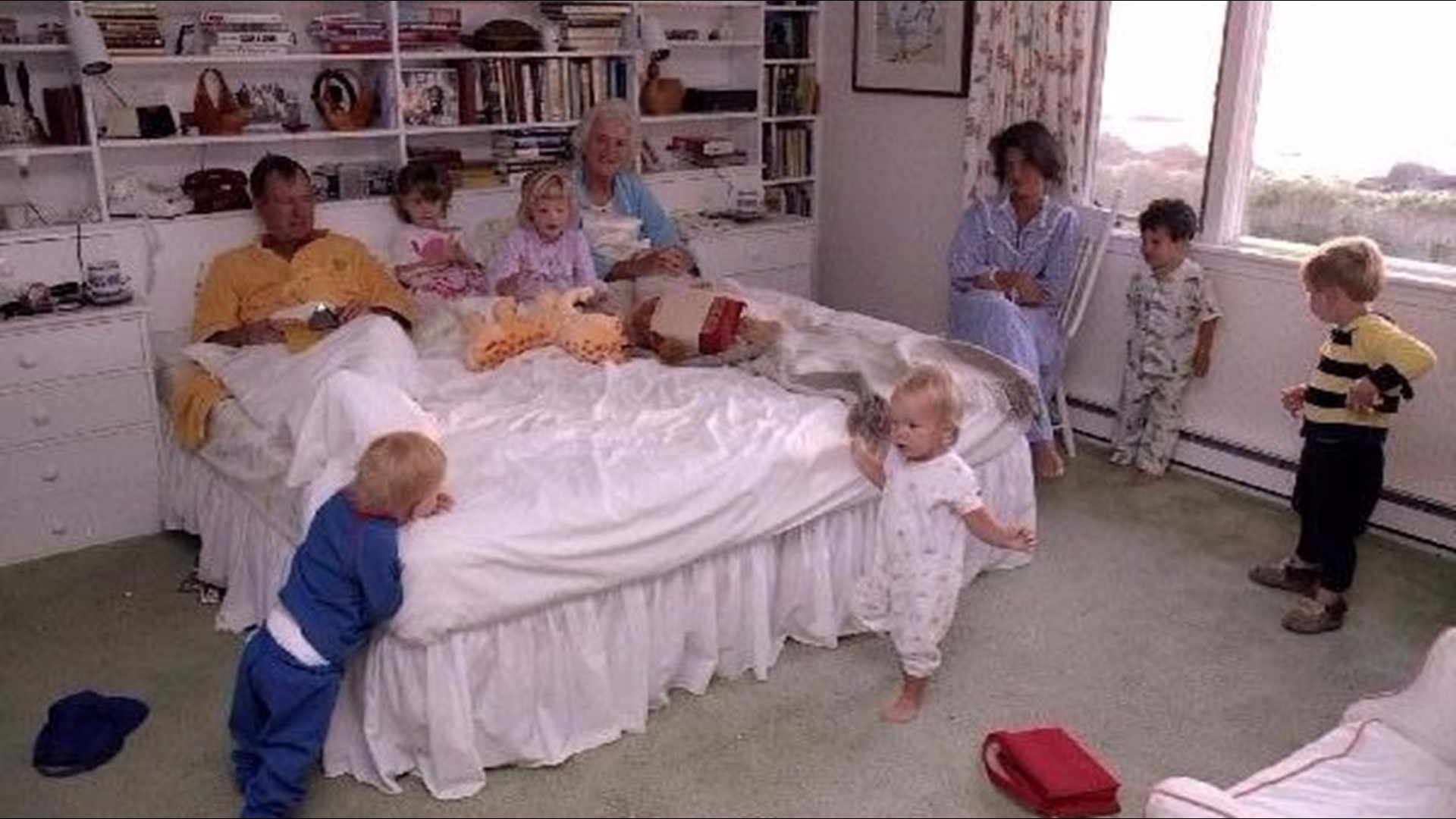 Emotional Neil Bush on his mother's life and legacy | khou.com