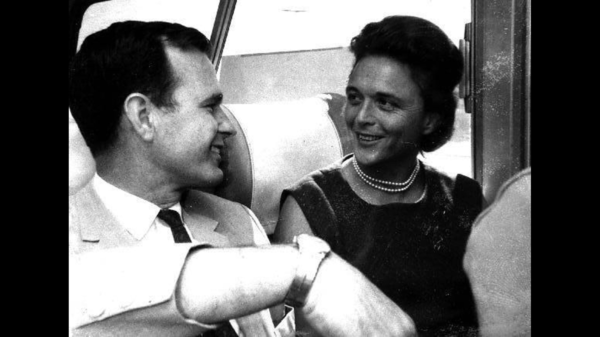 Photos: Bush 41, Barbara through the years | khou.com