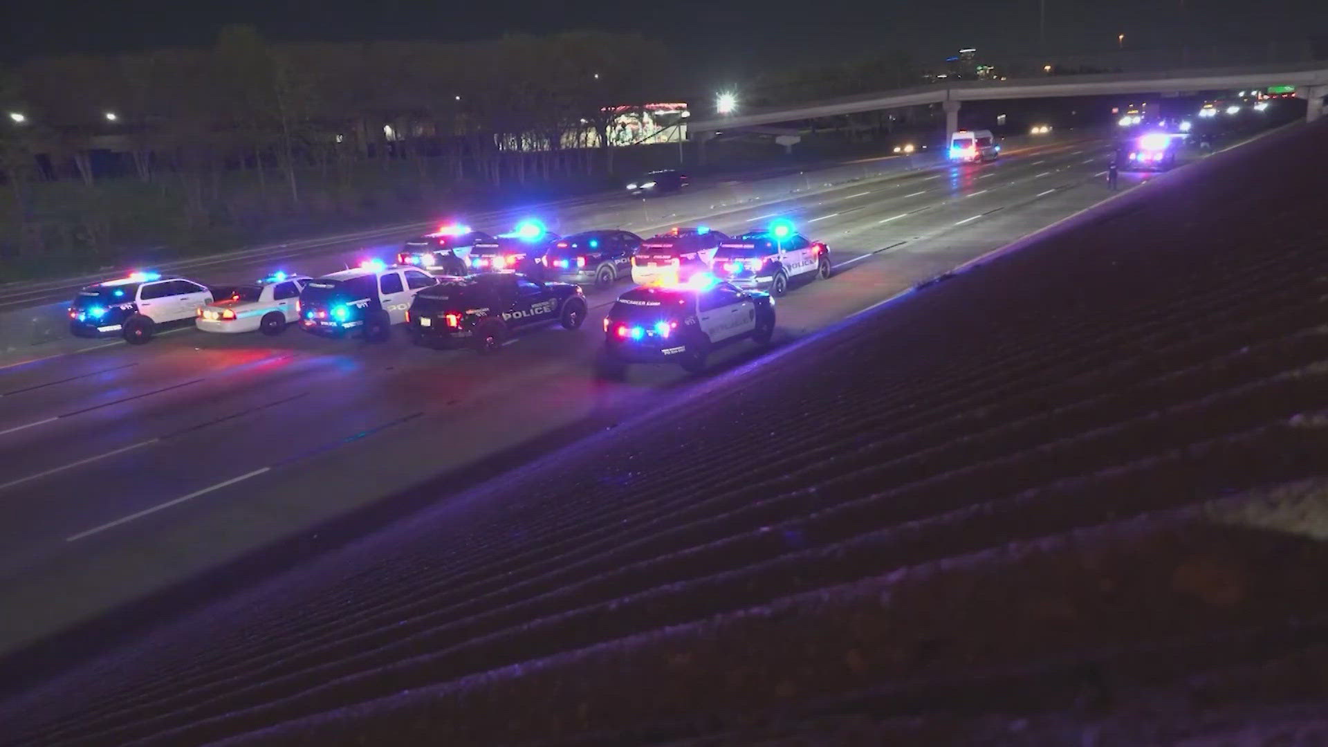 HPD investigating deadly auto-pedestrian crash on Interstate 10 near ...