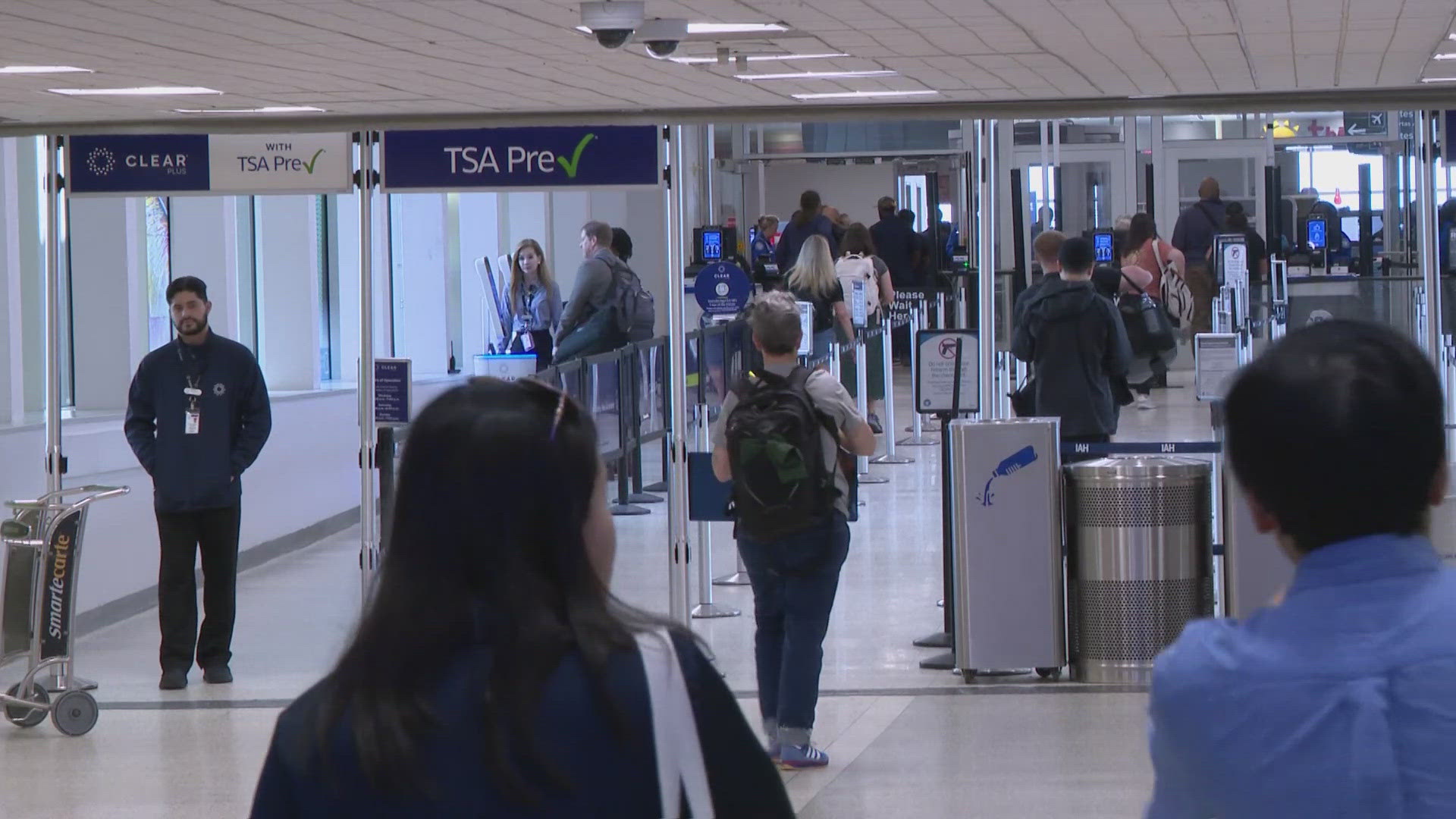 US government shutdown impacts airport operations nationwide | khou.com