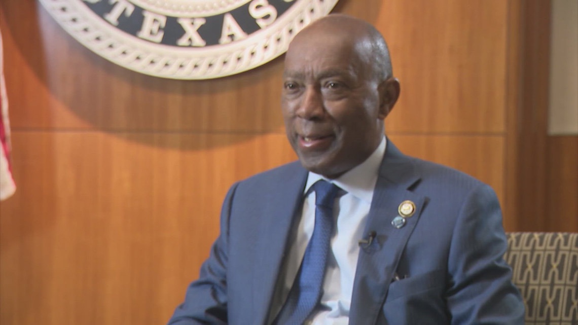 Taking a look back at Sylvester Turner's political career | khou.com