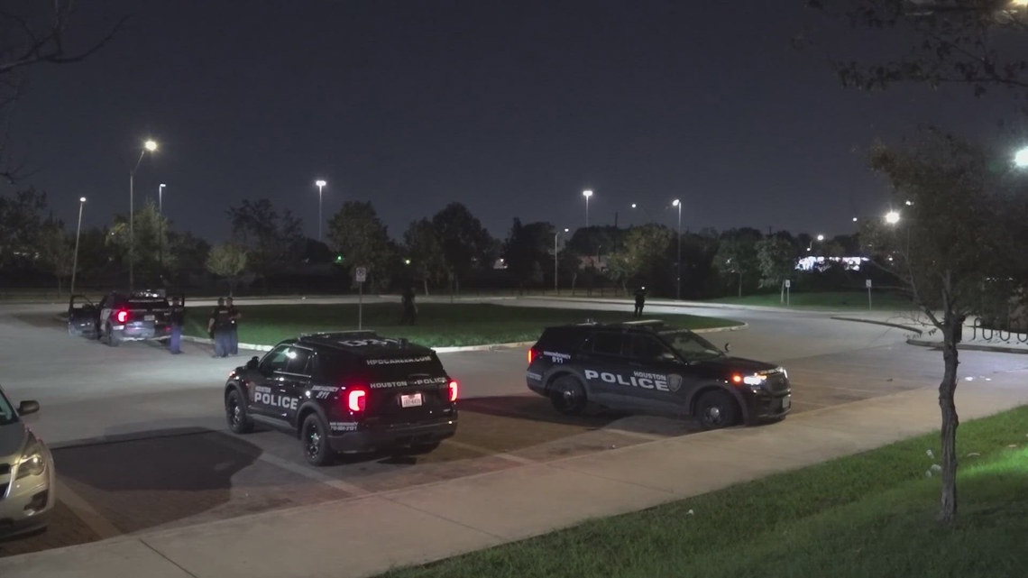 Bystanders shot when truck drivers exchanged gunfire in in apparent road rage incident, police ...