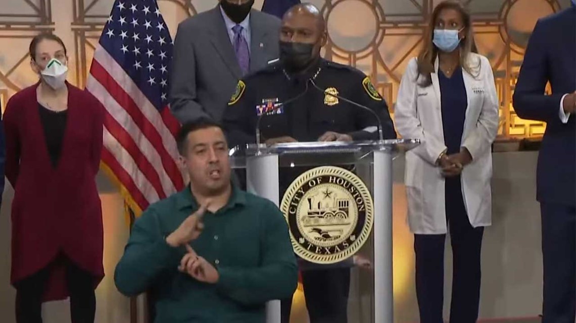 New Houston police body camera policy announced | khou.com
