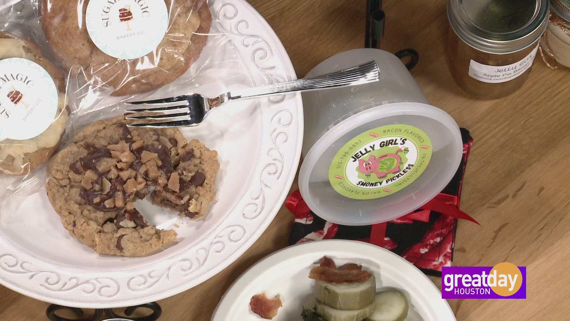 Bacon Eating Contest, Chocolate-Covered Bacon, and a Pig Mechanic: What ...