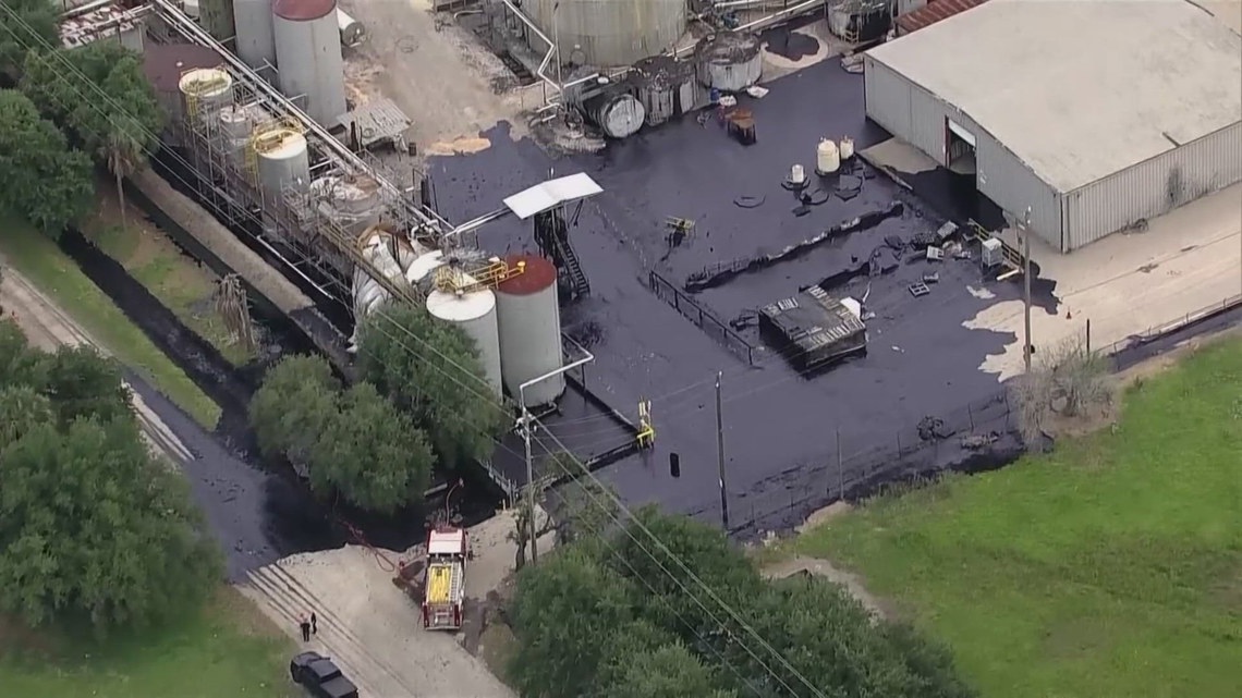 Cleanup continues after deadly tar tank rupture in City of South ...