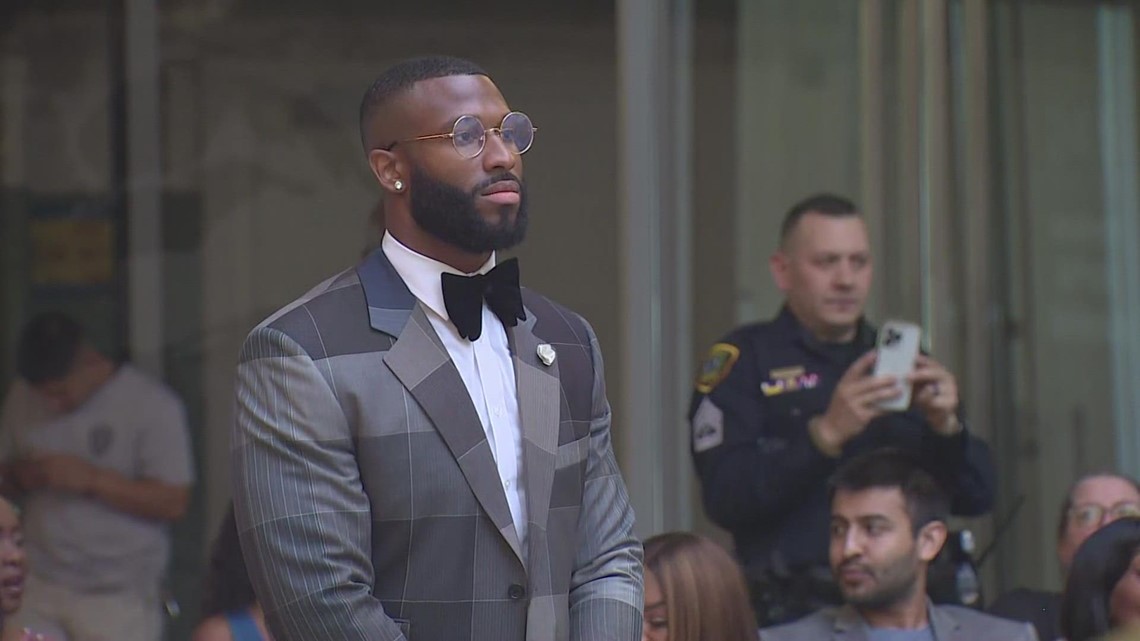 Fashion police: HPD officers hit the runway to raise money for local ...