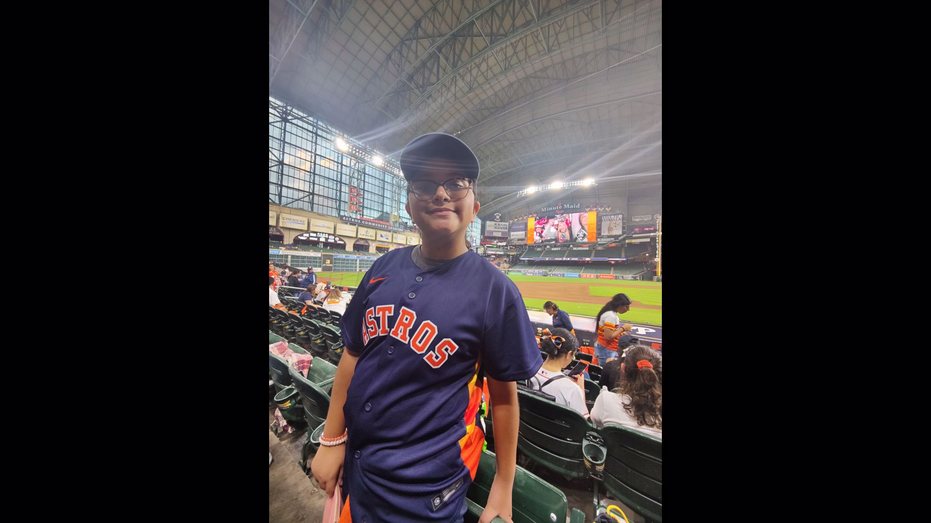 Go 'Stros! Fans share Astros gear, celebrations | khou.com