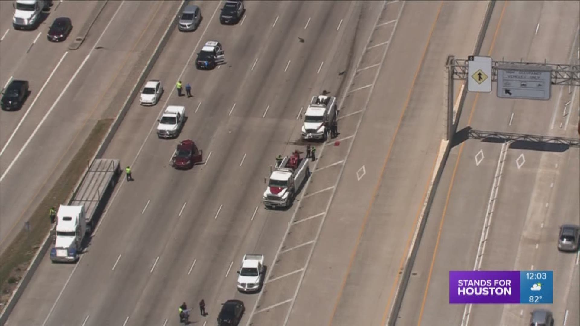 1 dead in 2-vehicle collision on Katy Freeway near Highway 6 | khou.com