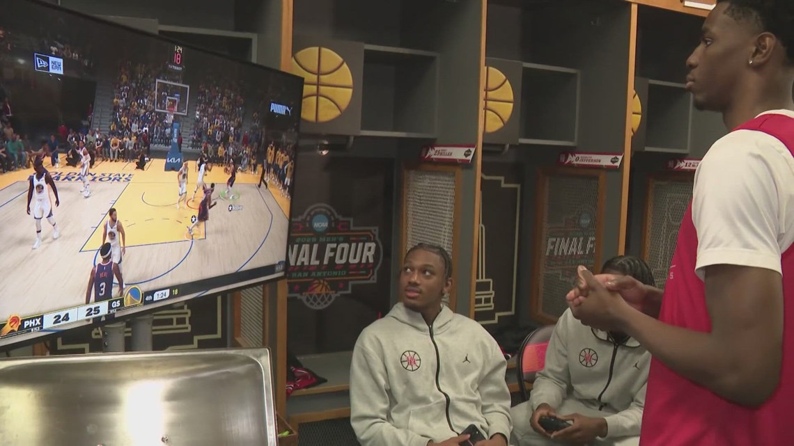 Closing arguments begin in Benjamin Elliott murder trial | khou.com