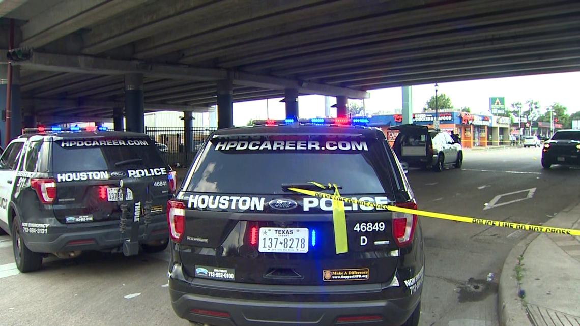Houston Police: 1 dead, 2 injured in shooting downtown | khou.com