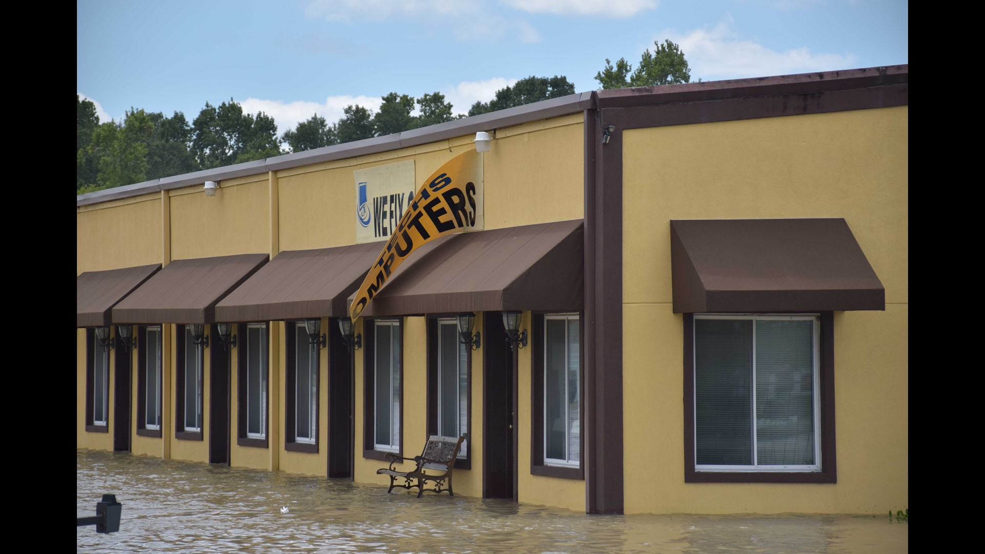 Photos: Addicks Reservoir overflow floods west Houston neighborhoods ...