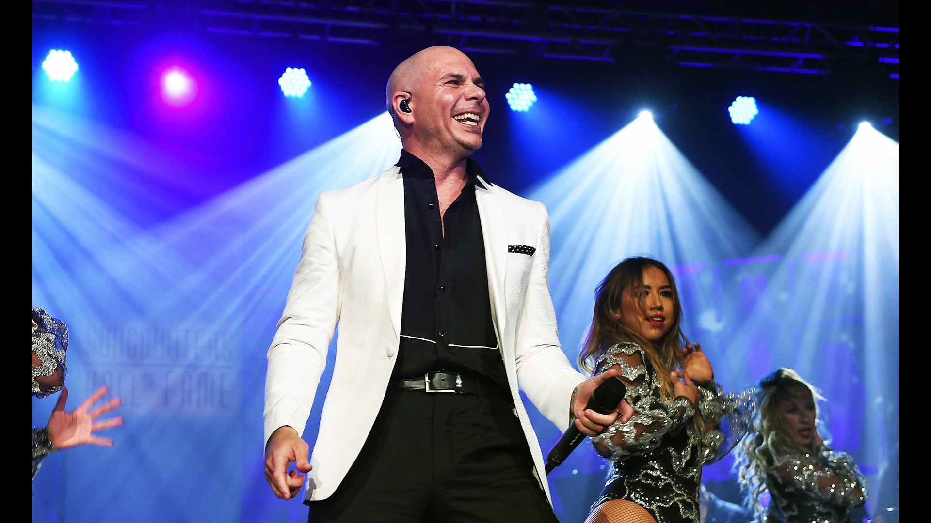 Rapper Pitbull sends private jet to Puerto Rico to evacuate cancer ...