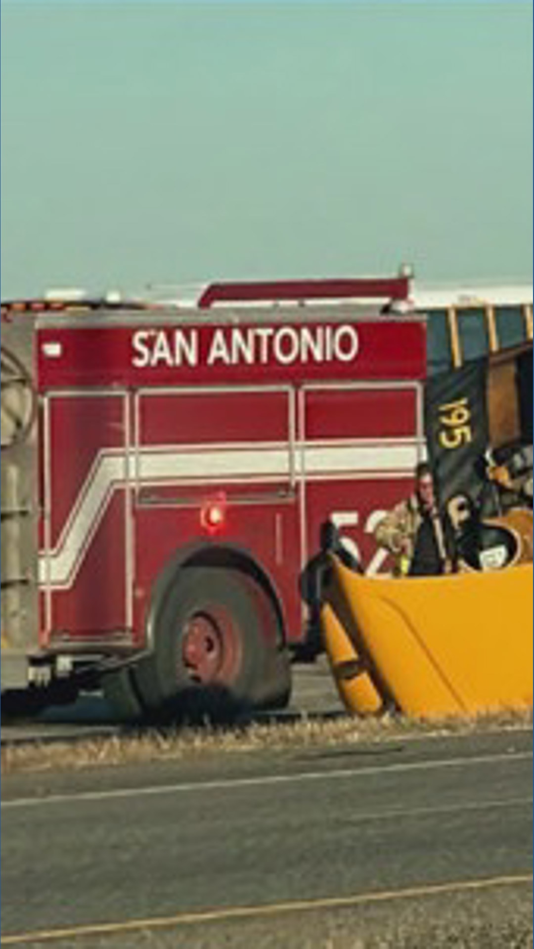 6 hospitalized in San Antonio school bus crash | khou.com