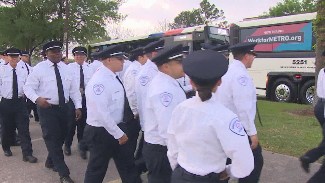HPD cadets tour Houston neighborhoods to build bridges | khou.com