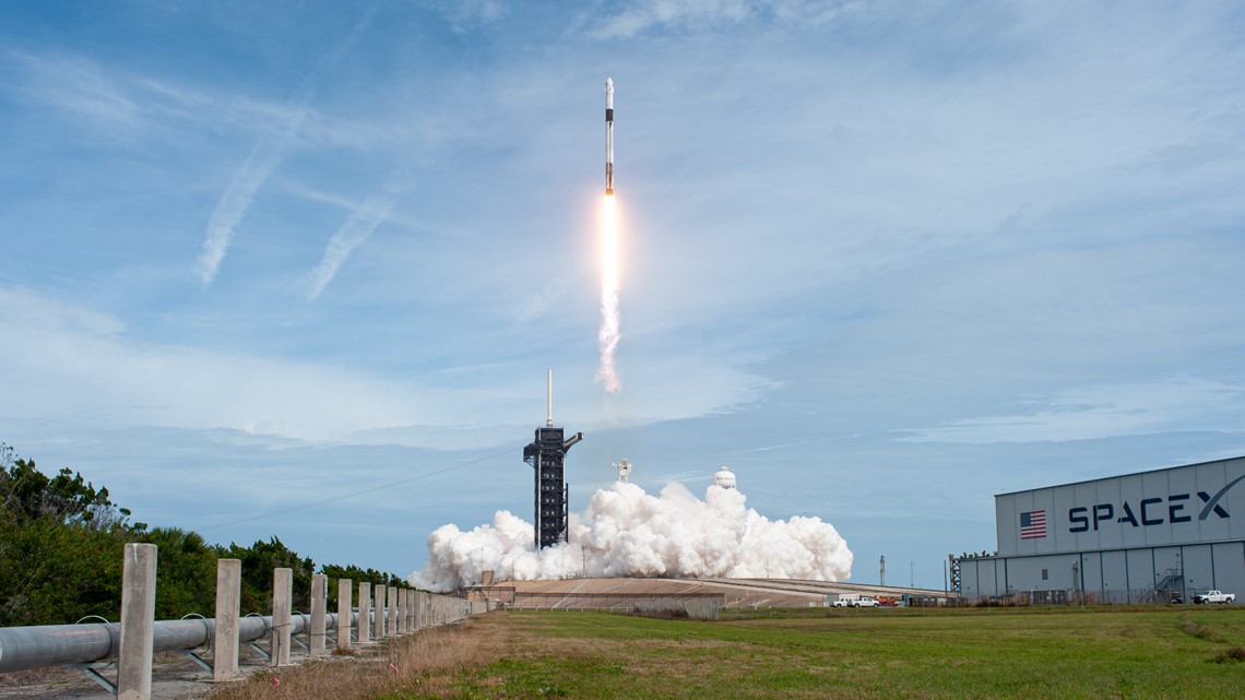 Track Dragon 9 from launch to docking at ISS | khou.com