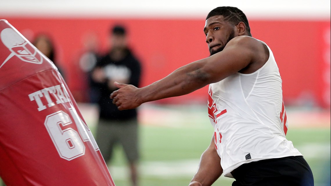 UH's Ed Oliver picked No. 9 by Buffalo Bills | khou.com
