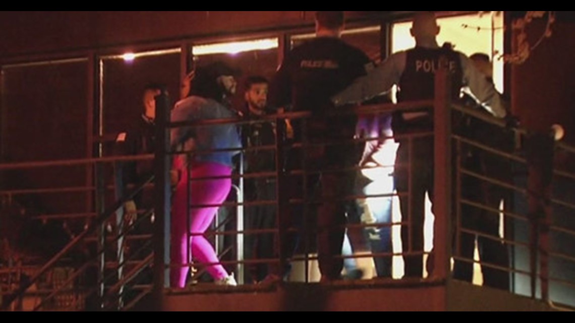 Police break up house parties during Chicago's stay-at-home order ...