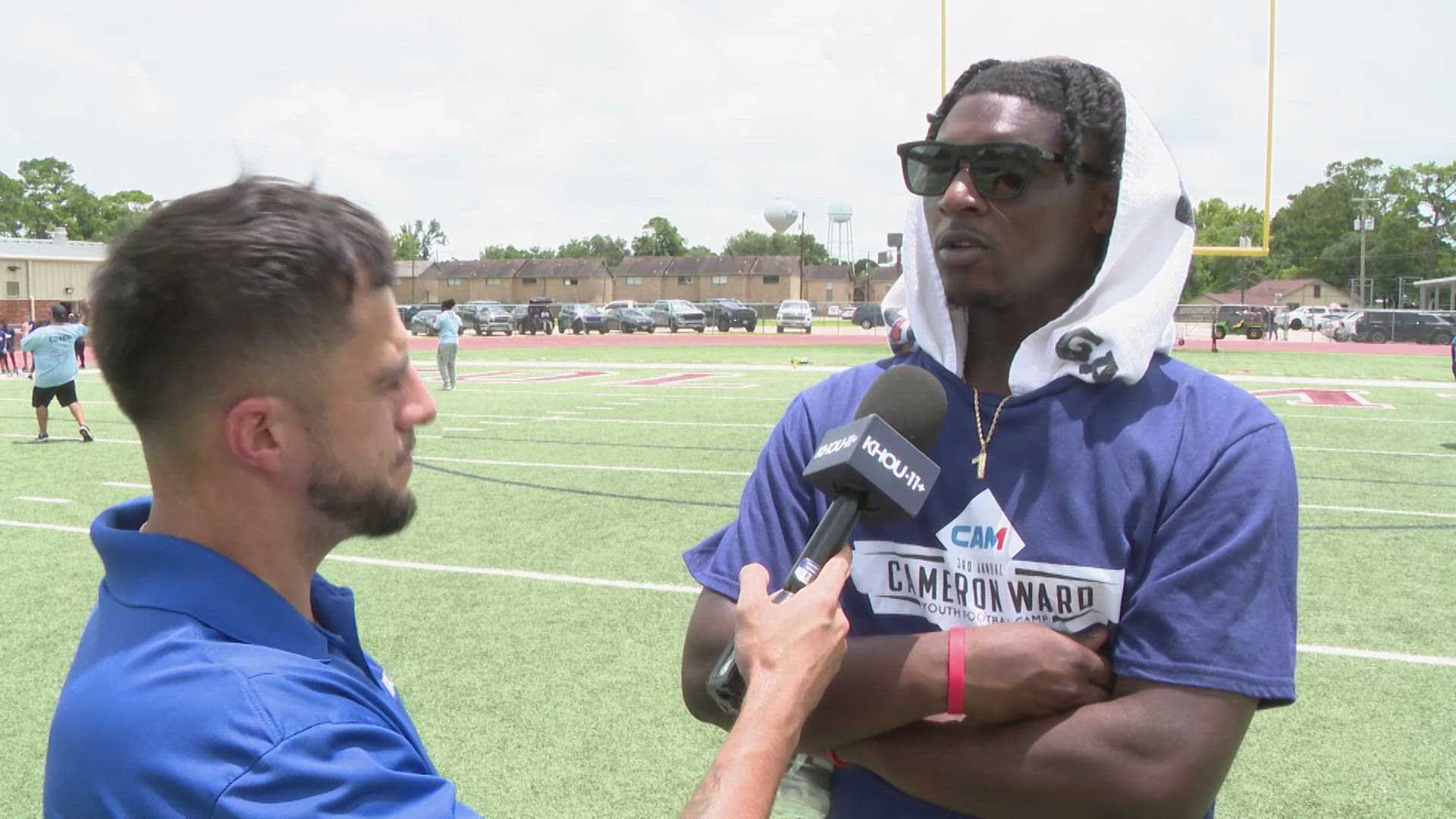 Titans' Cam Ward inspires at free football youth camp in West Columbia ...
