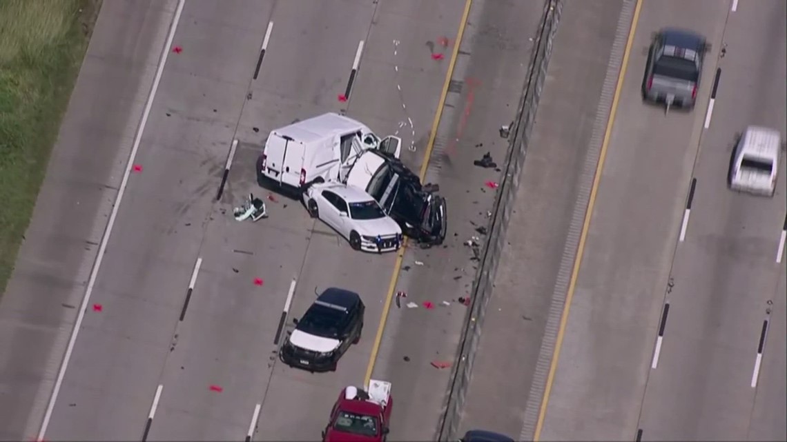 Raw video: Deadly crash shuts down I-10 in Chambers County | khou.com