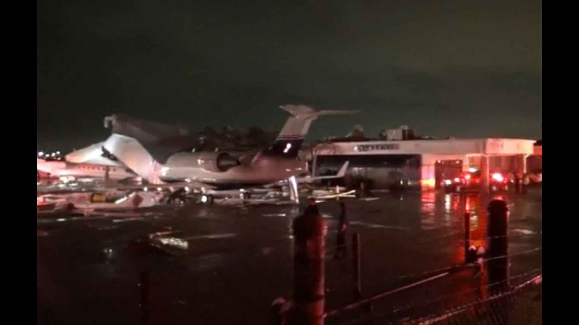 Storm's microburst destroys hangar, damages airplanes at Hobby Airport ...