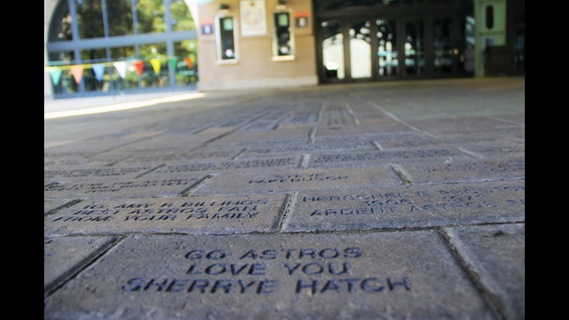 Astros launch World Series Commemorative Brick Program | khou.com