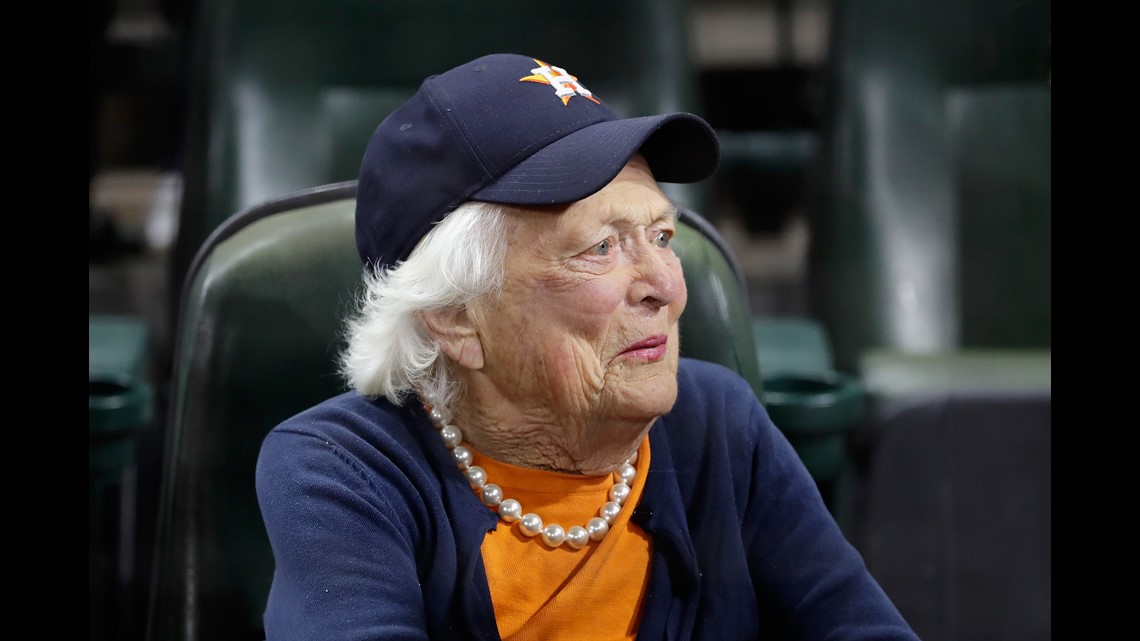 Houston teams, athletes pay tribute to Barbara Bush | khou.com
