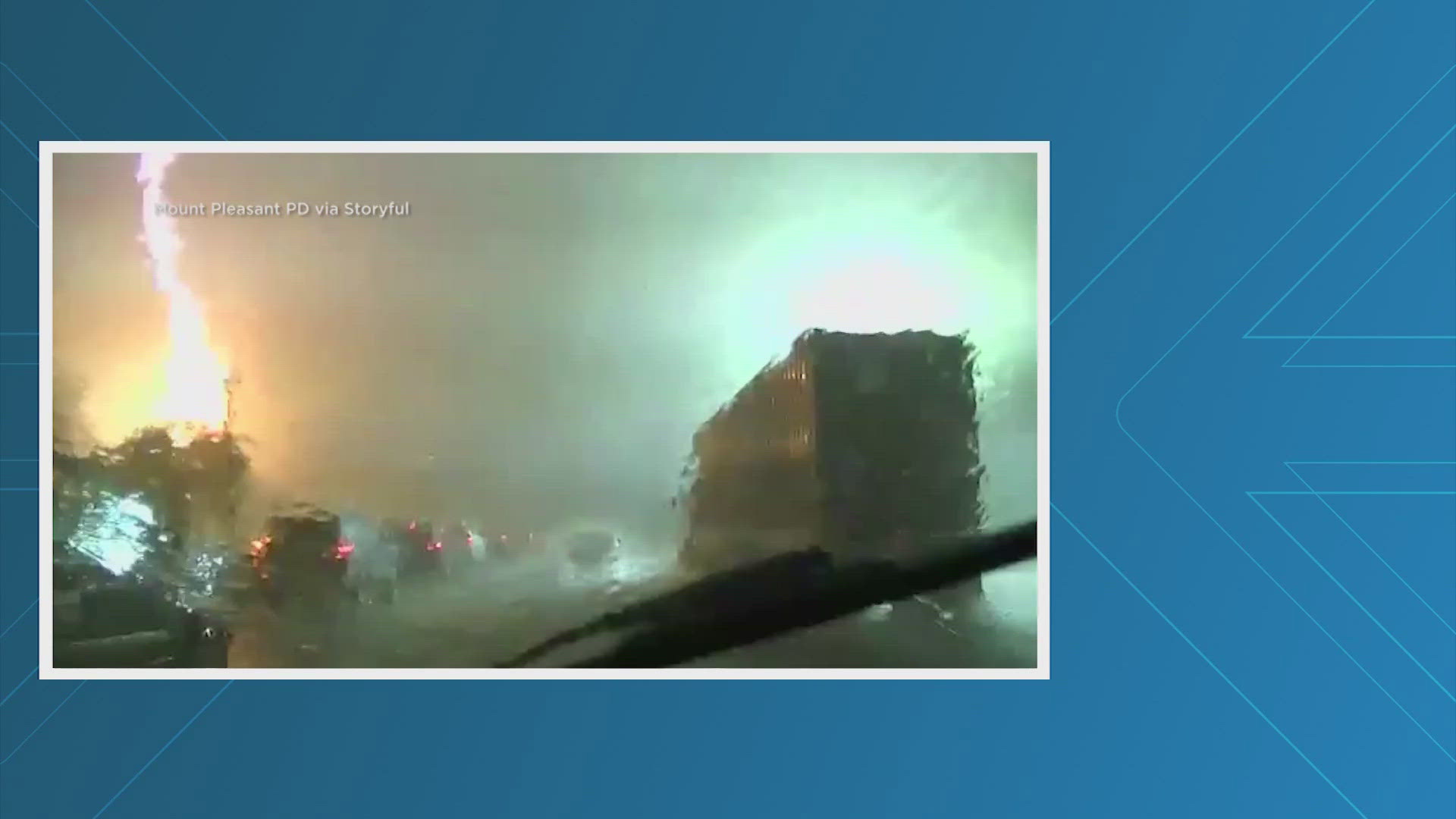 Lightning strike explodes transformer in stunning dashcam video | khou.com