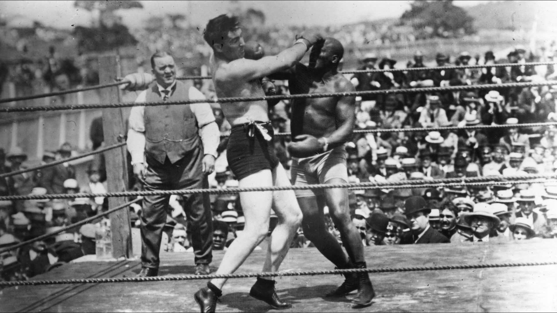 Photos: Legendary heavyweight boxing champion Jack Johnson | khou.com