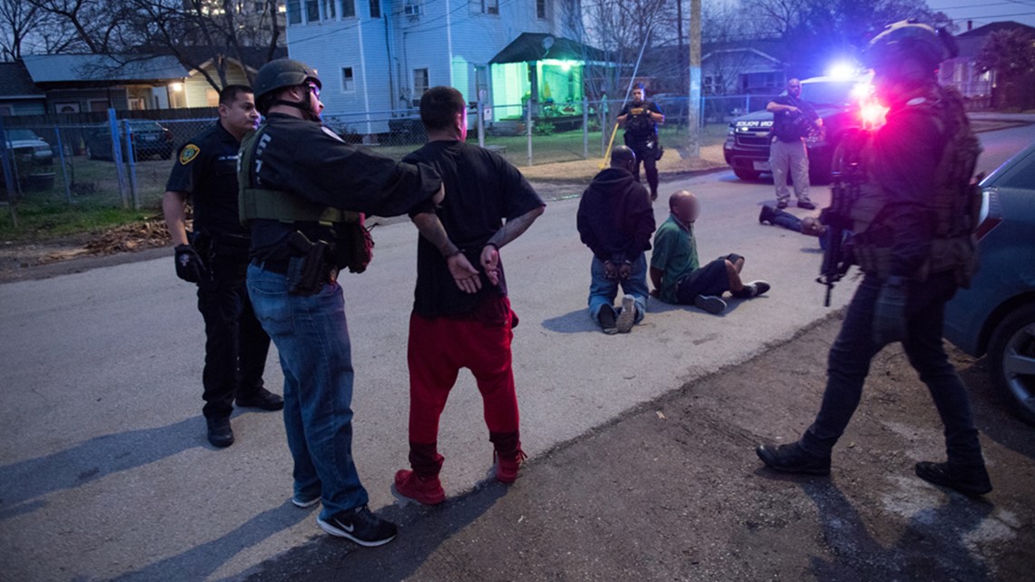Former gang member, HPD join forces to fight gang violence in Houston ...