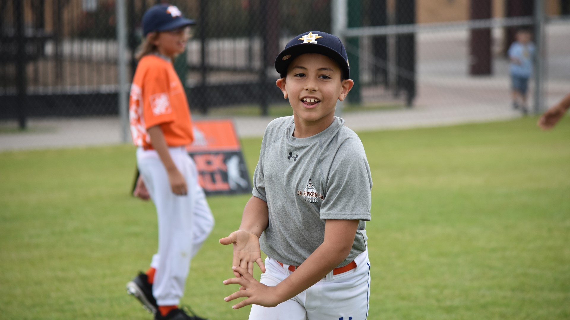 Photos: George Springer plays ball with kids at new ballpark | khou.com