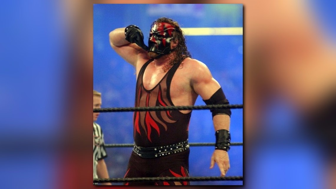 WWE wrestler Kane wins GOP primary for mayor of Knox County, Tennessee ...