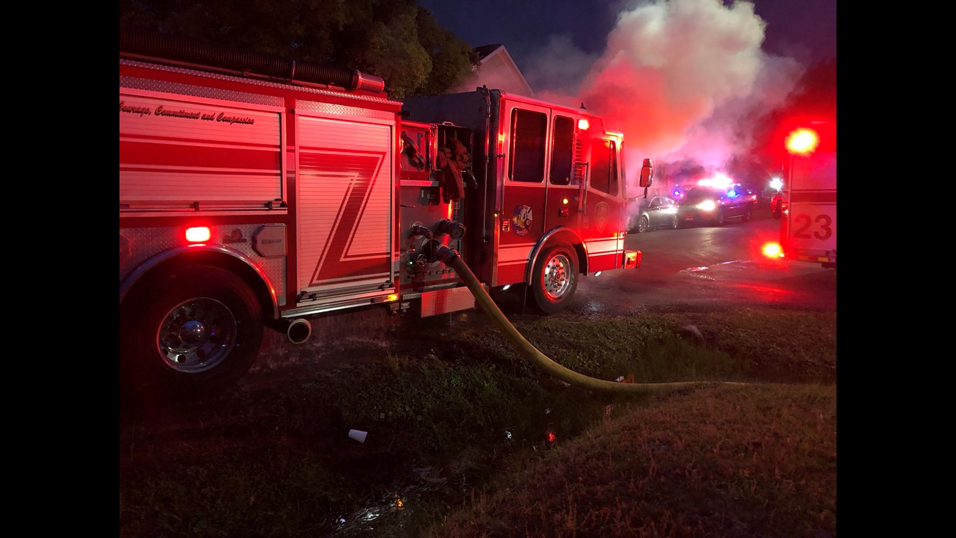 Massive warehouse fire in Second Ward spreads to homes | khou.com