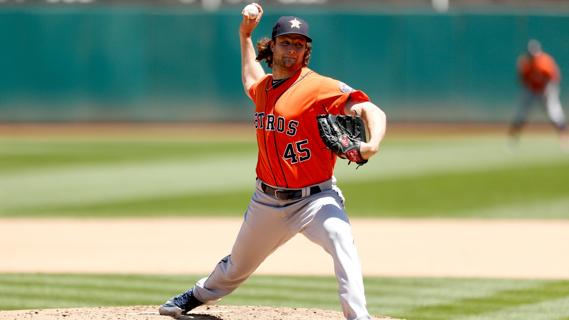 Cole strikes out 9 as Astros win 4-1, sweep A's | khou.com