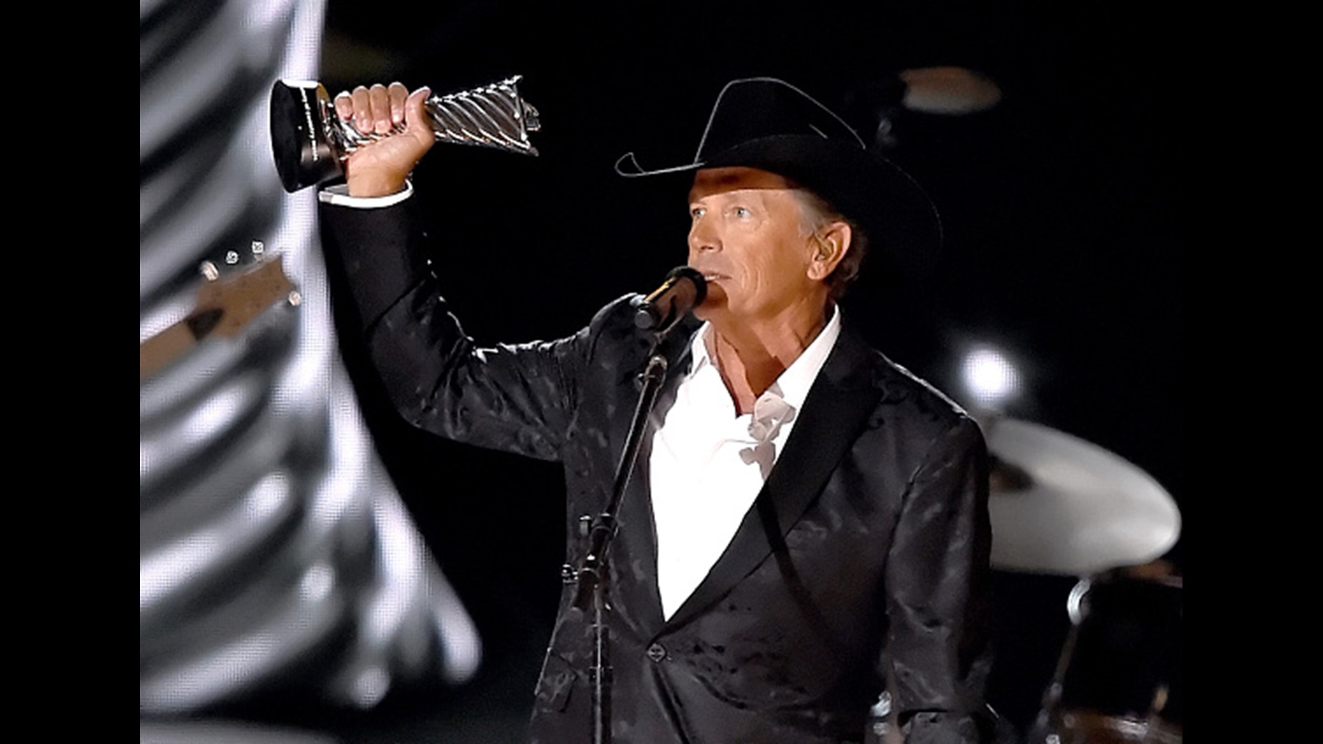 Here are the winners of our George Strait VIP luxury suite tickets ...