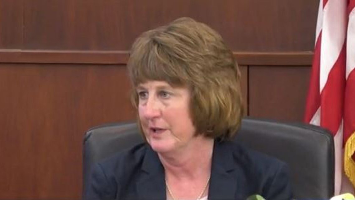 Texas City commissioner indicted in fatal crash bids farewell at final ...