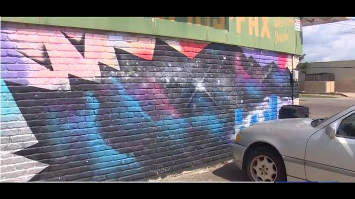 Business owners hope murals stop gang members from tagging buildings ...