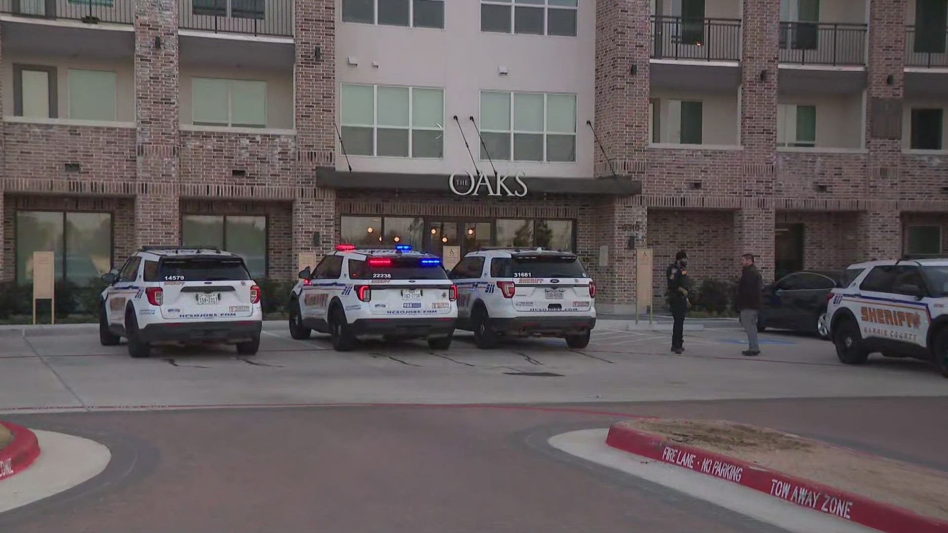 Lightning's historic four-goal comeback stuns Bruins in NHL Stadium ...