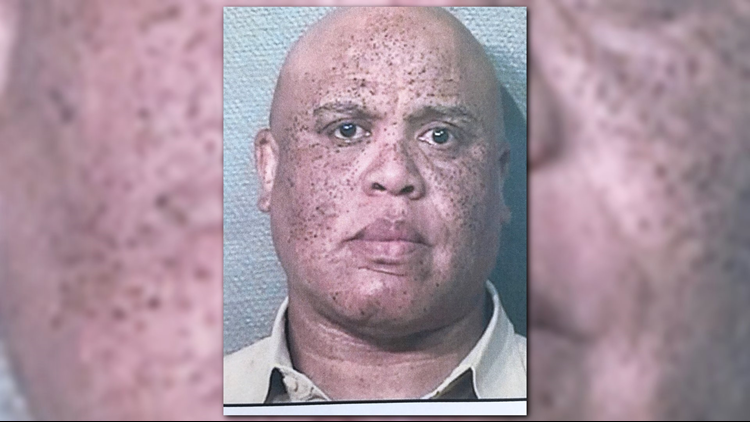 Ex-con charged with stabbing elderly mom to death in Humble | khou.com