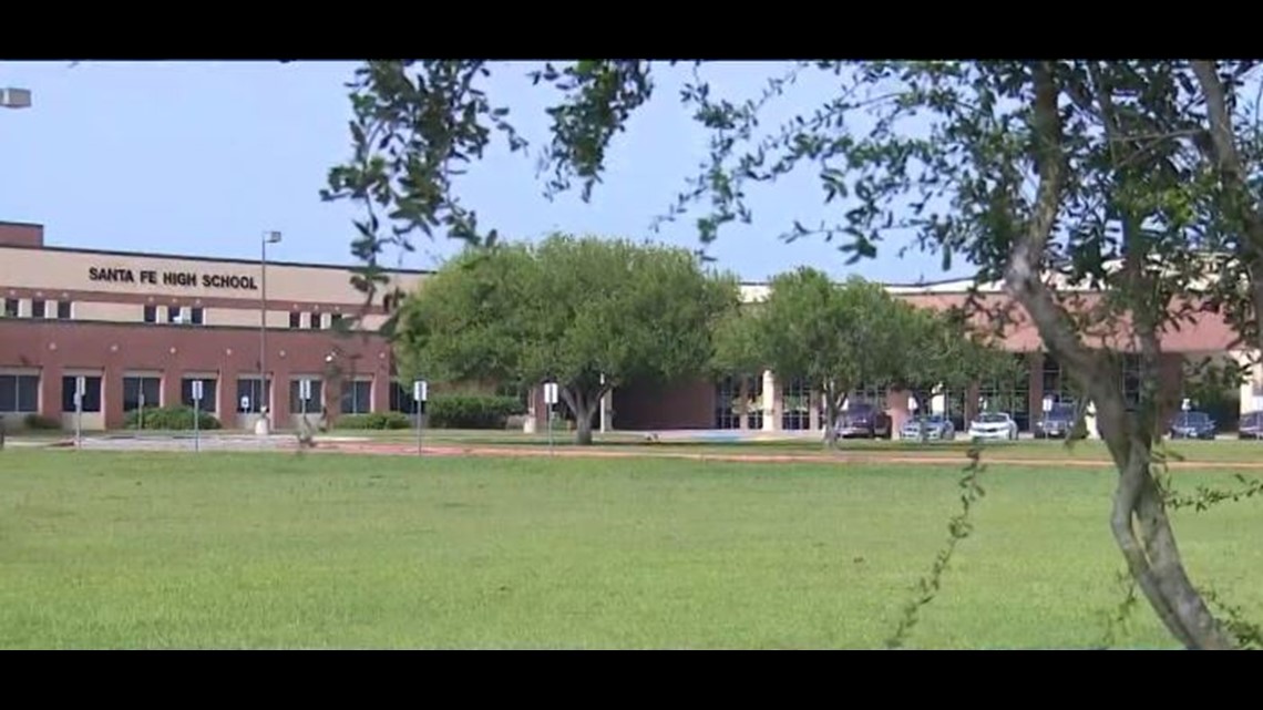 Santa Fe ISD approves metal detectors for upcoming school year | khou.com