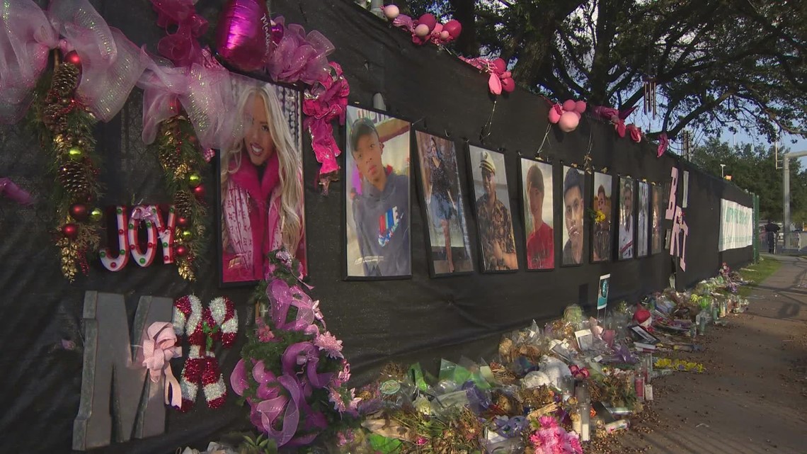 What is compression asphyxia? Houston doctor explains cause of death ...