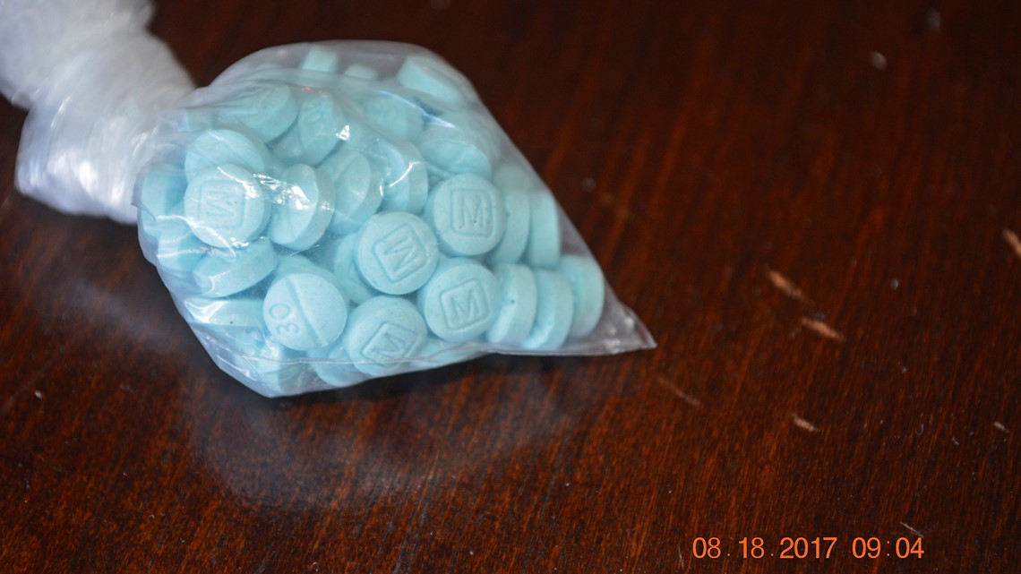 Deadly blue 'Mexican oxy' pills take toll on US Southwest | khou.com